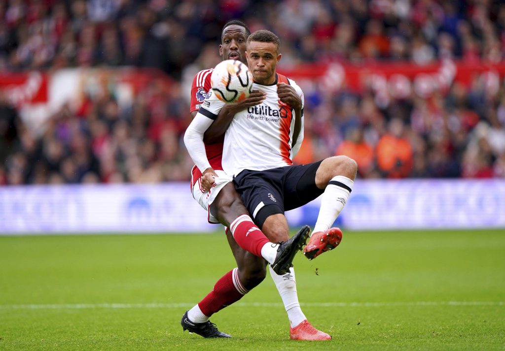 Luton fights back from 2-goal deficit to draw 2-2 at Nottingham Forest ...